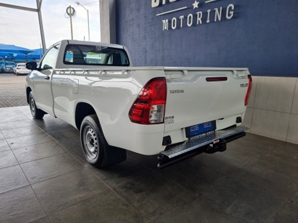 Toyota Hilux 2.0 VVTi Aircon Single Cab for sale - R 309 900 | Carfind ...