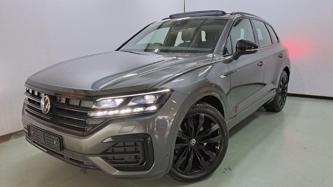 Volkswagen (VW) Touareg 3.0 TDi V6 (190kW) Executive for sale in ...