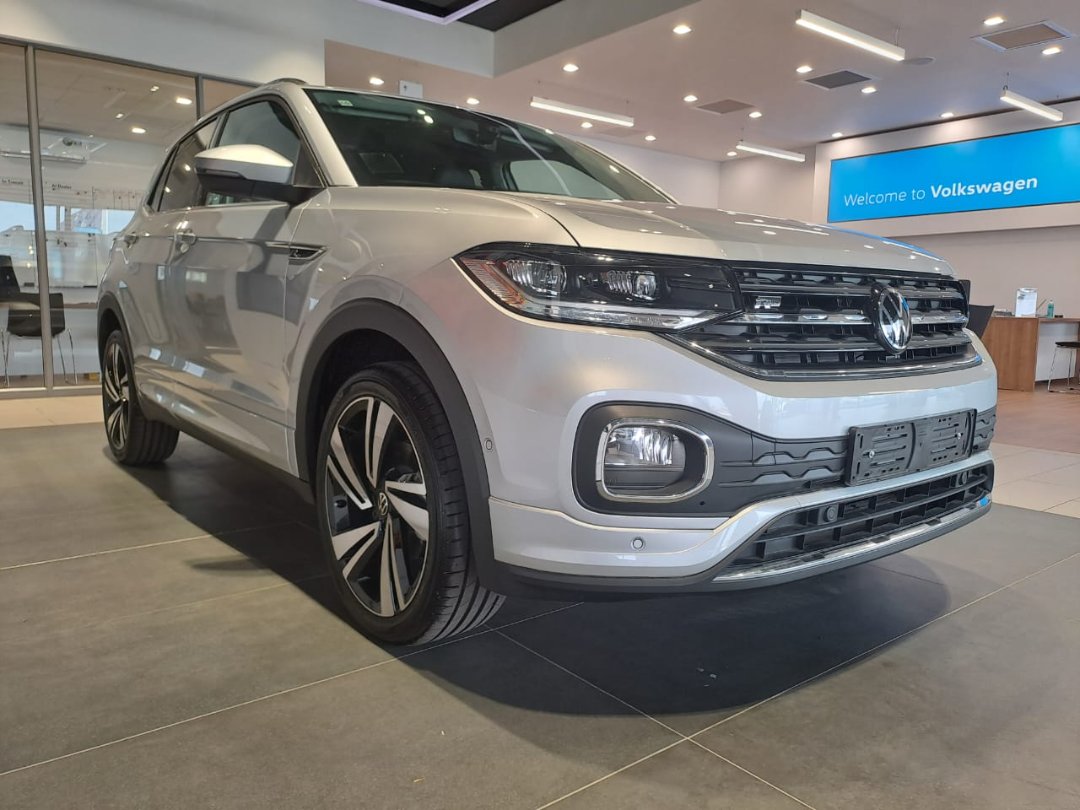 Volkswagen (VW) T-Cross 1.5 TSI R-LIne DSG for sale - R 486 900 ...