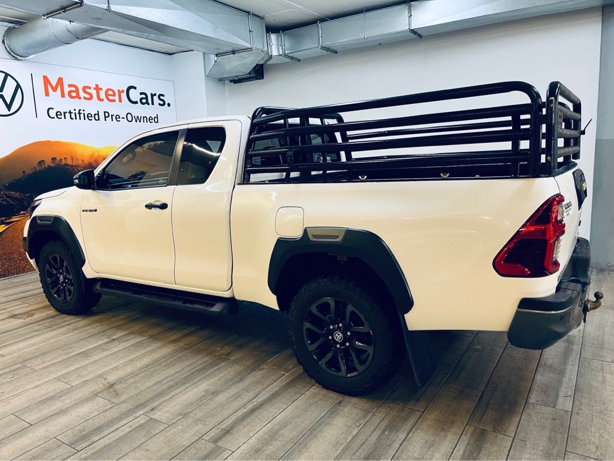 Toyota HIlux 2.8 GD-6 RB Legend Extra Cab Auto 4x4 for sale - R 599 850 ...