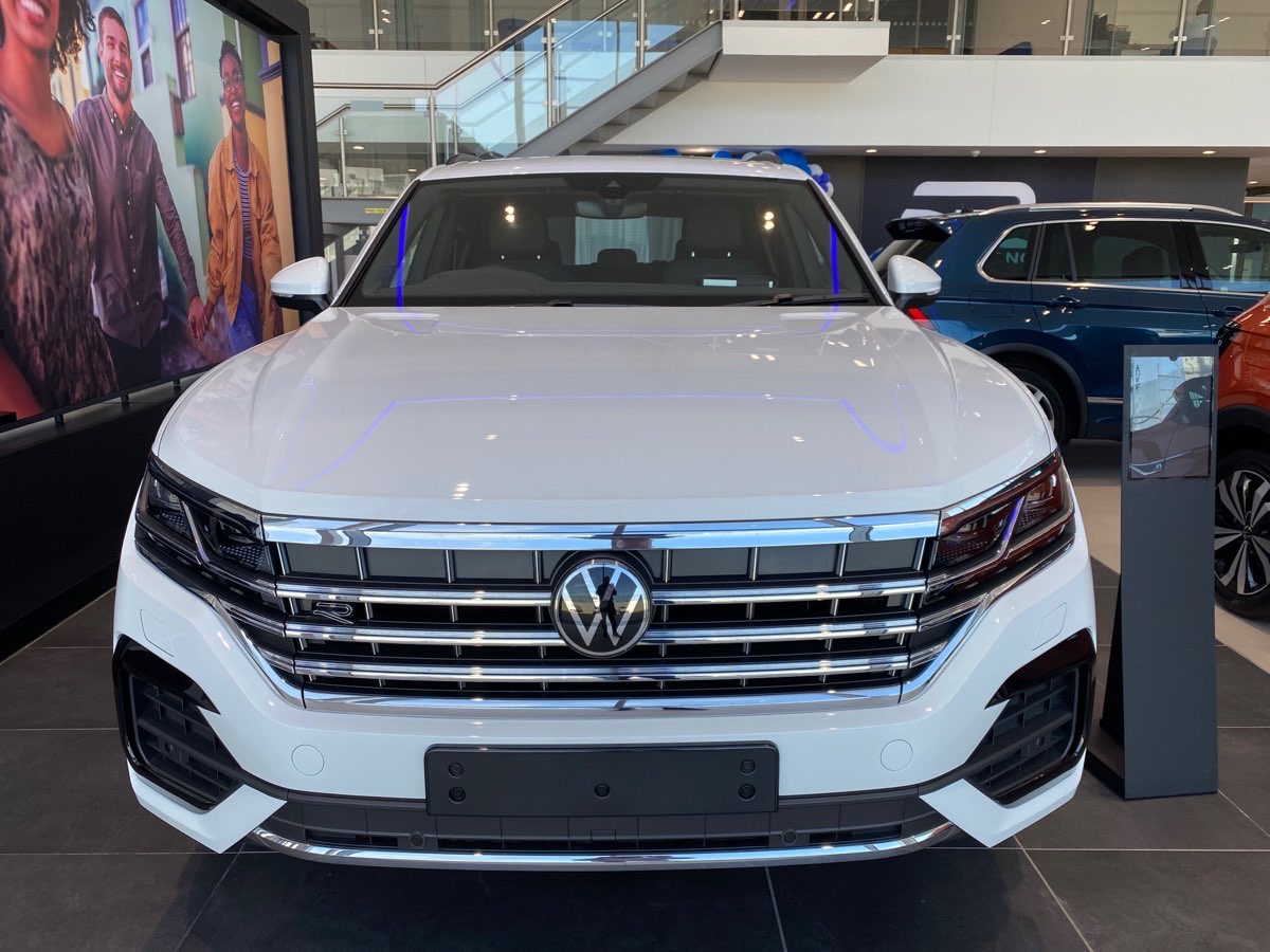 Volkswagen (VW) Touareg 3.0 TDi V6 (190kW) Executive for sale - R1 598 ...