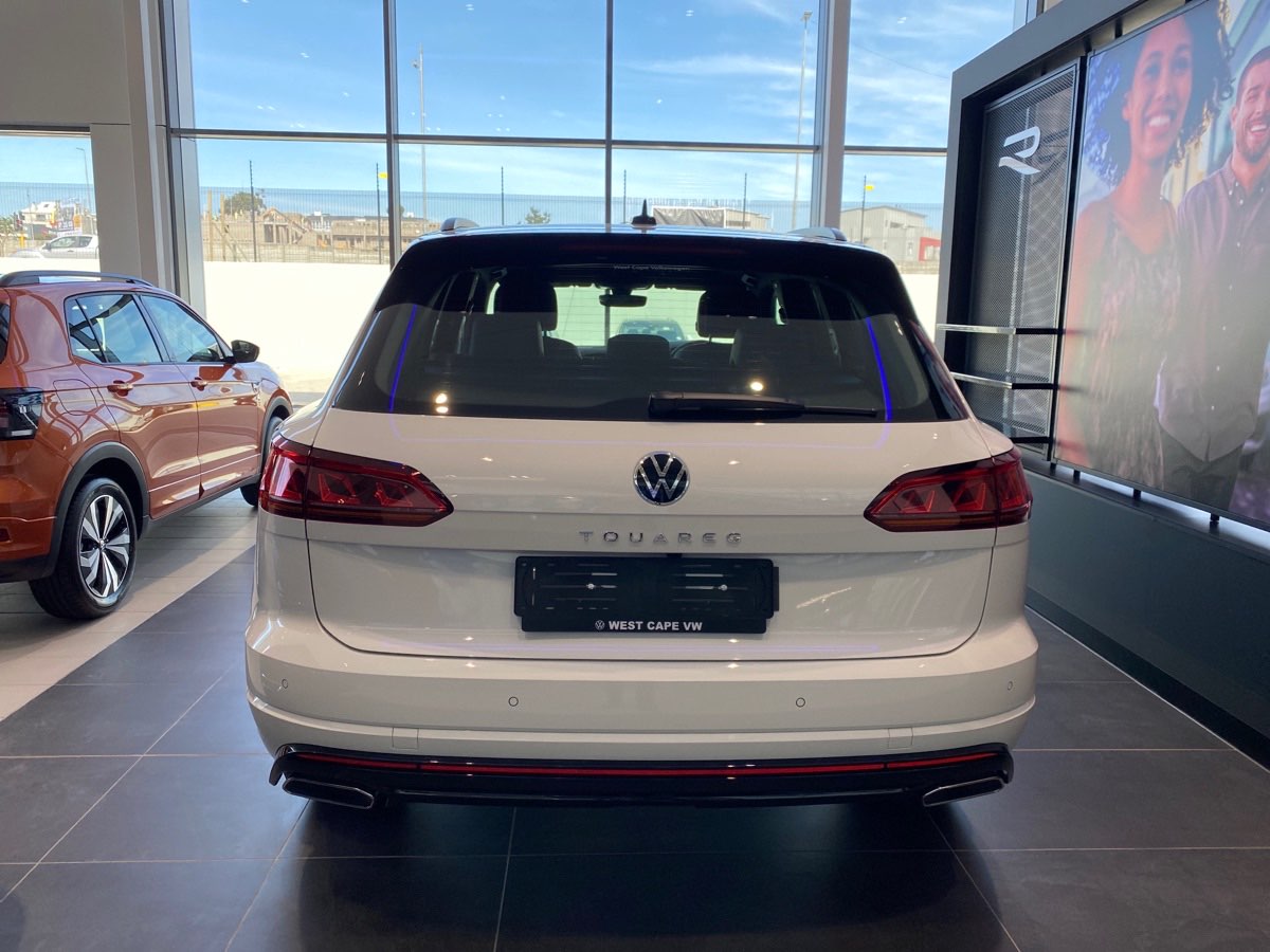 Volkswagen (VW) Touareg 3.0 TDi V6 (190kW) Executive for sale - R1 598 ...