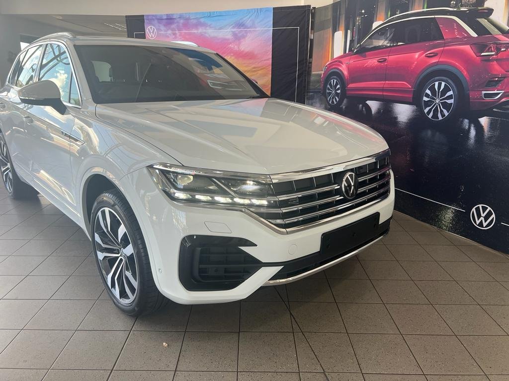 Volkswagen (VW) Touareg 3.0 TDi V6 (190kW) Executive for sale in ...