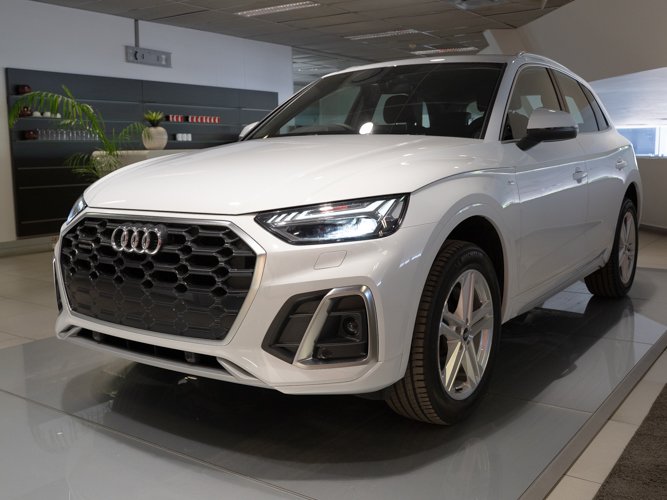 Audi Q5 2.0 T FSi Quattro S-tronic S-line (40 TDI) for sale - R1 073 ...