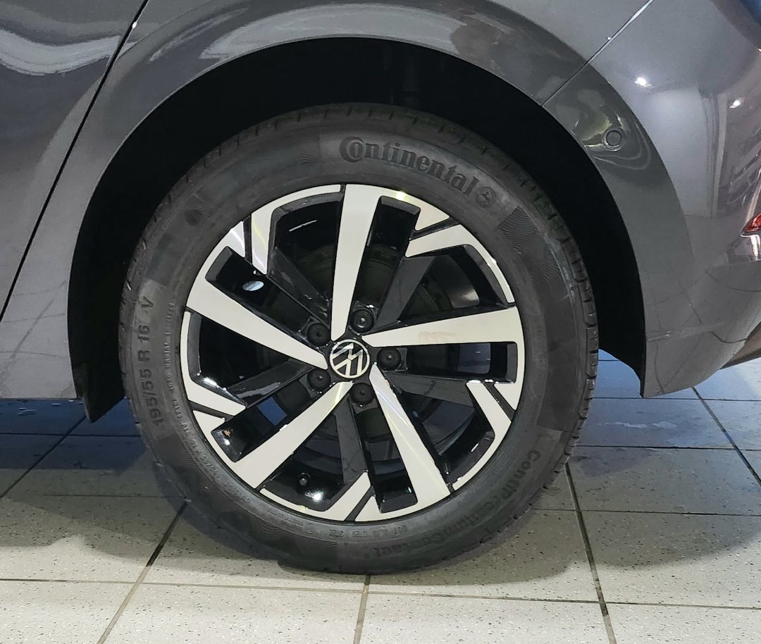 Volkswagen (VW) Polo 1.0 TSI Life for sale - R 379 850 | Carfind.co.za