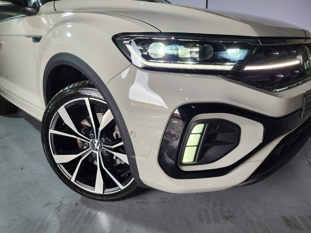 Volkswagen (VW) T-Roc 2.0 TSi 4Motion R-Line DSG for sale - R 669 209 ...