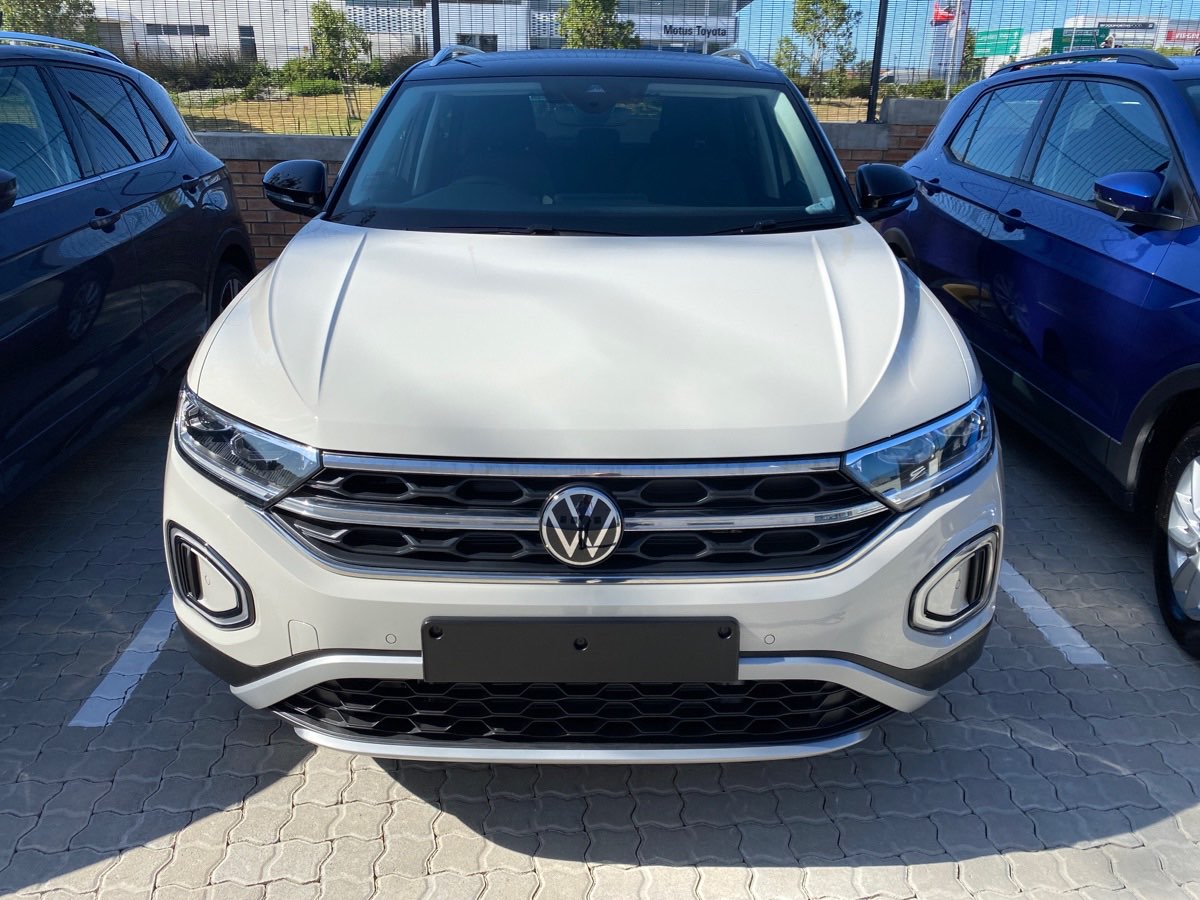 Volkswagen (VW) T-Roc TSI Design (110kW) for sale in Western Cape ...