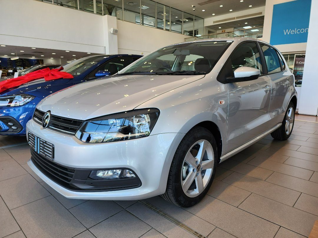 Volkswagen (VW) Polo Vivo 1.6 Hatch Comfortline Tiptronic 5 Door for ...