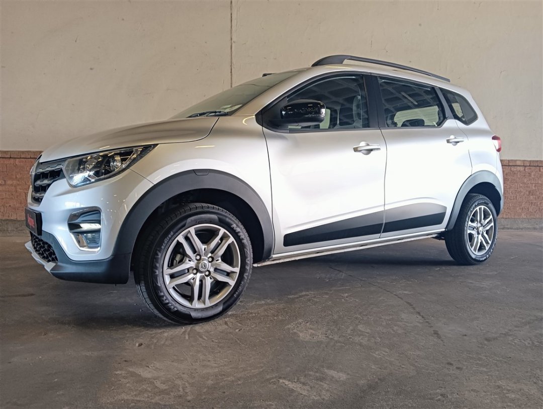 Renault Triber 1.0 Prestige Auto for sale in KwaZulu-Natal. - carshop.co.za