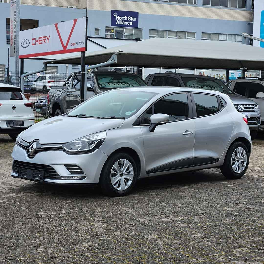 Used 2019 Renault Clio for sale in Pinetown KwaZulu-Natal - ID: 3475/1 ...