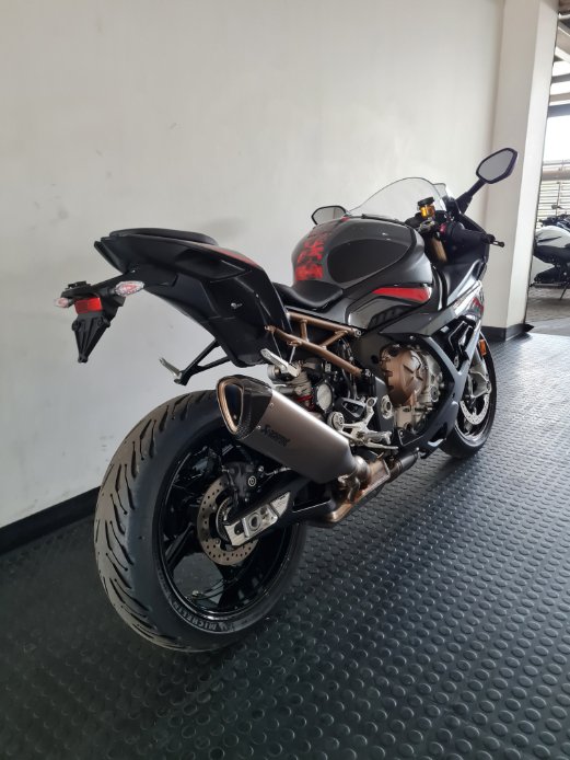 BMW S1000 RR Style Passion for sale - R 310 000 | Carfind.co.za