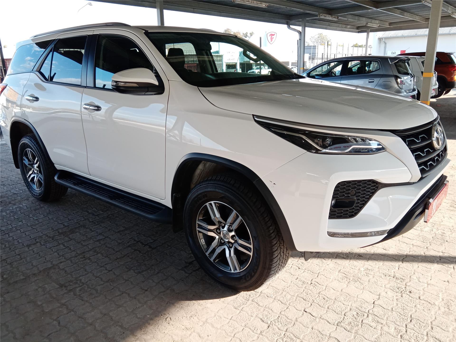 Toyota Fortuner V 2.4 GD-6 Raised Body Auto for sale in Free State ...