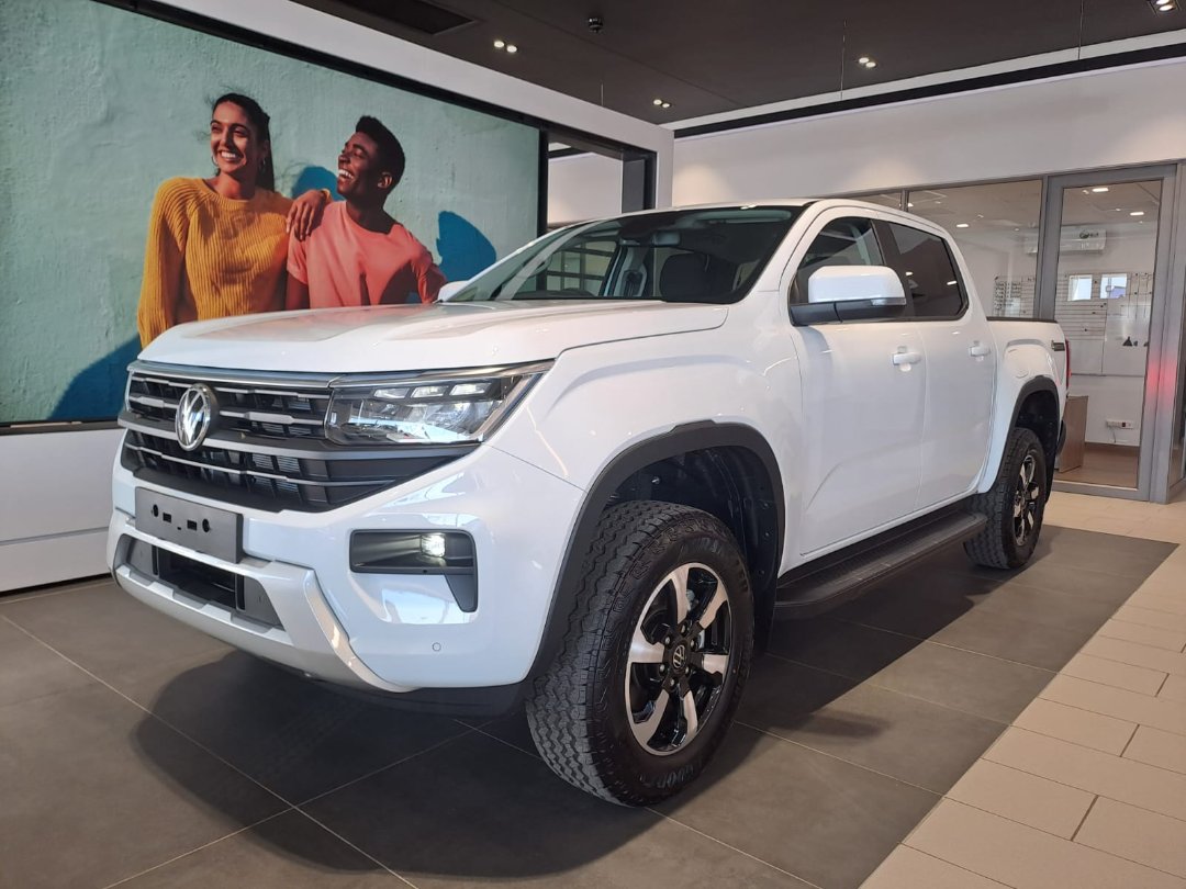 Volkswagen (VW) Amarok 2.0 Bi-TDi (154kW) Life 4Motion for sale - R 749 ...