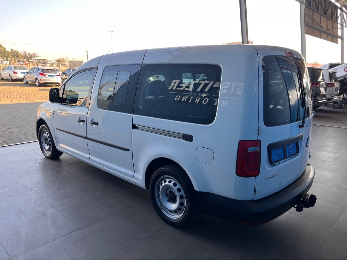 Used 2018 Volkswagen Light Commercial Caddy Crew Bus for sale in ...