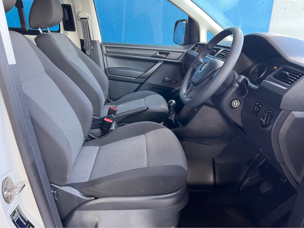 Used 2018 Volkswagen Light Commercial Caddy Crew Bus for sale in ...