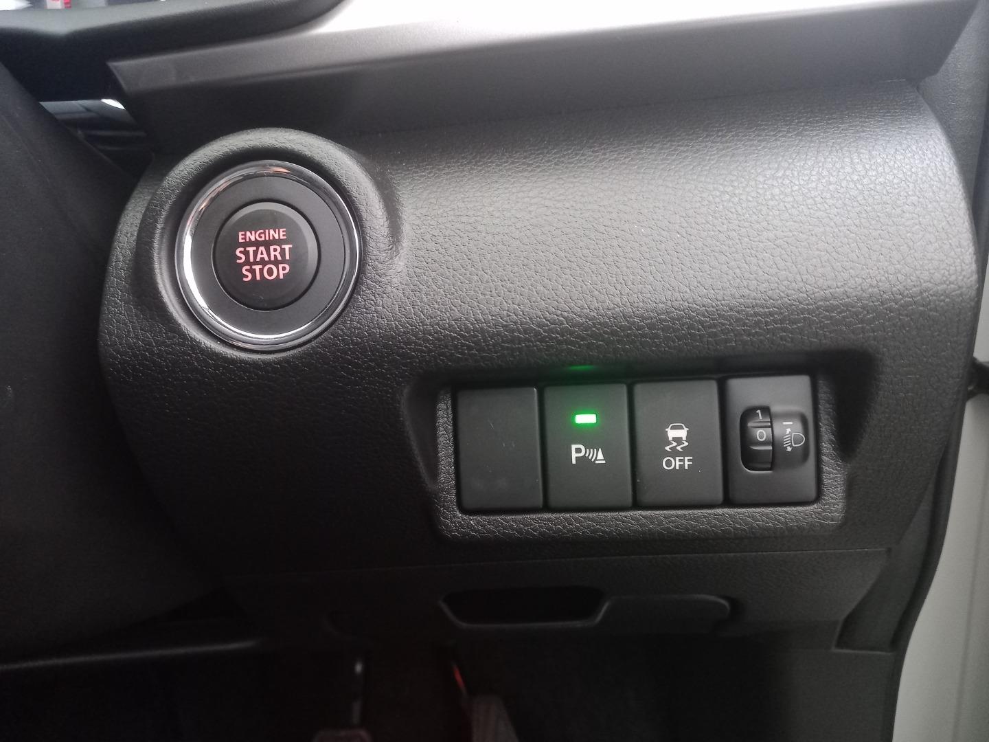 Suzuki XL6 1.5 GL for sale in Gauteng - Johannesburg - Carfind.co.za ...