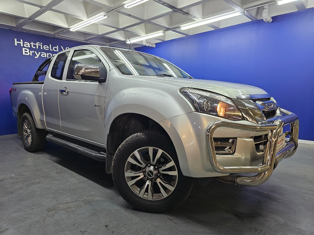Used 2016 Isuzu KB Extended Cab for sale in Sandton Gauteng - ID ...