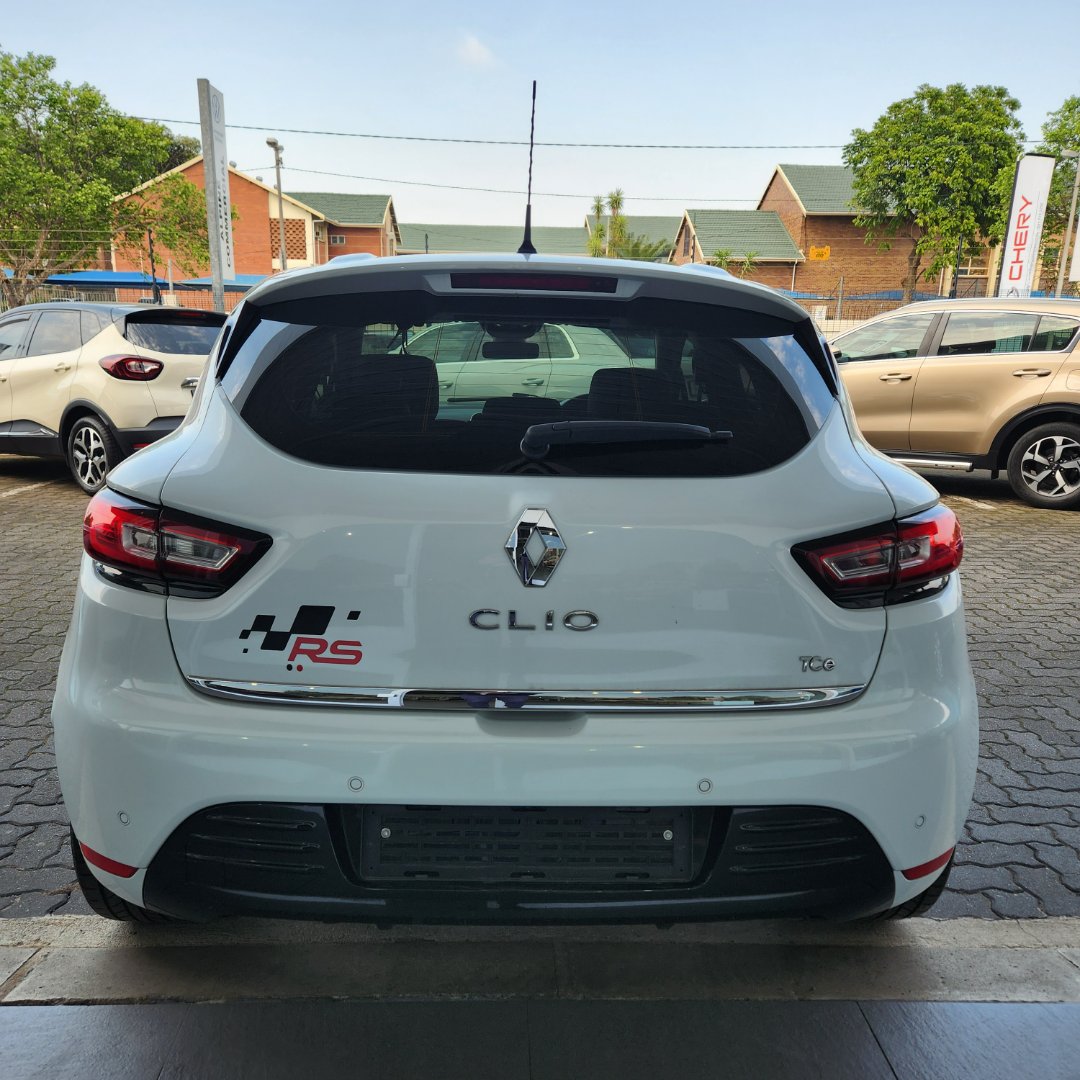 Used 2018 Renault Clio for sale in Pinetown KwaZulu-Natal - ID: 237889/ ...