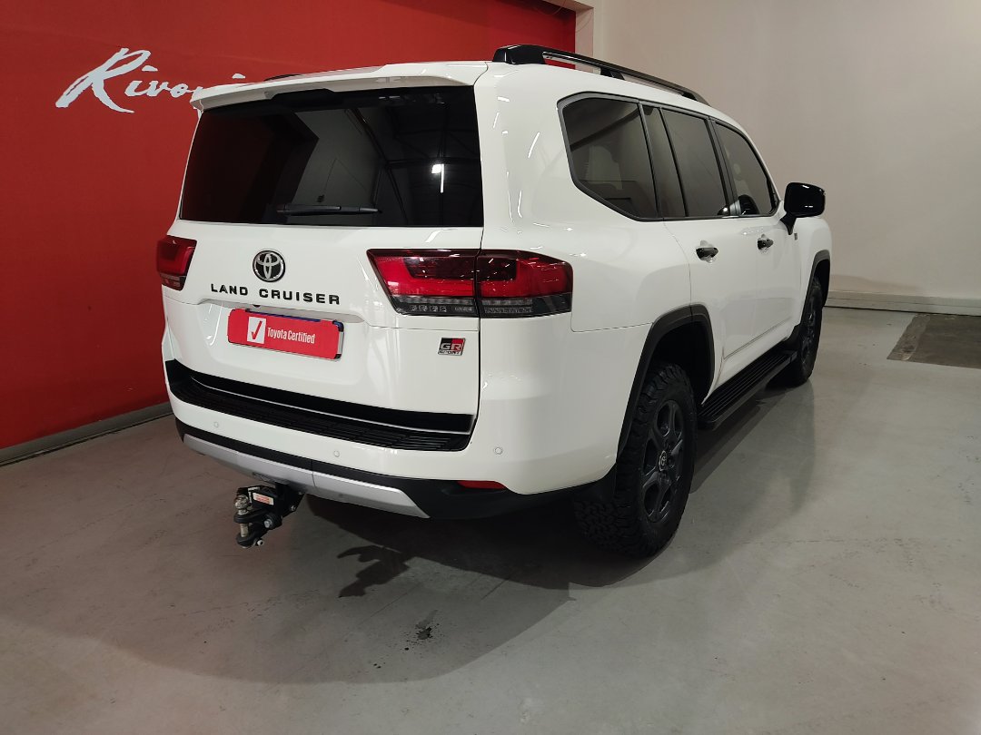 Used 2021 Toyota Land Cruiser 300 for sale in Sandton Gauteng - ID ...