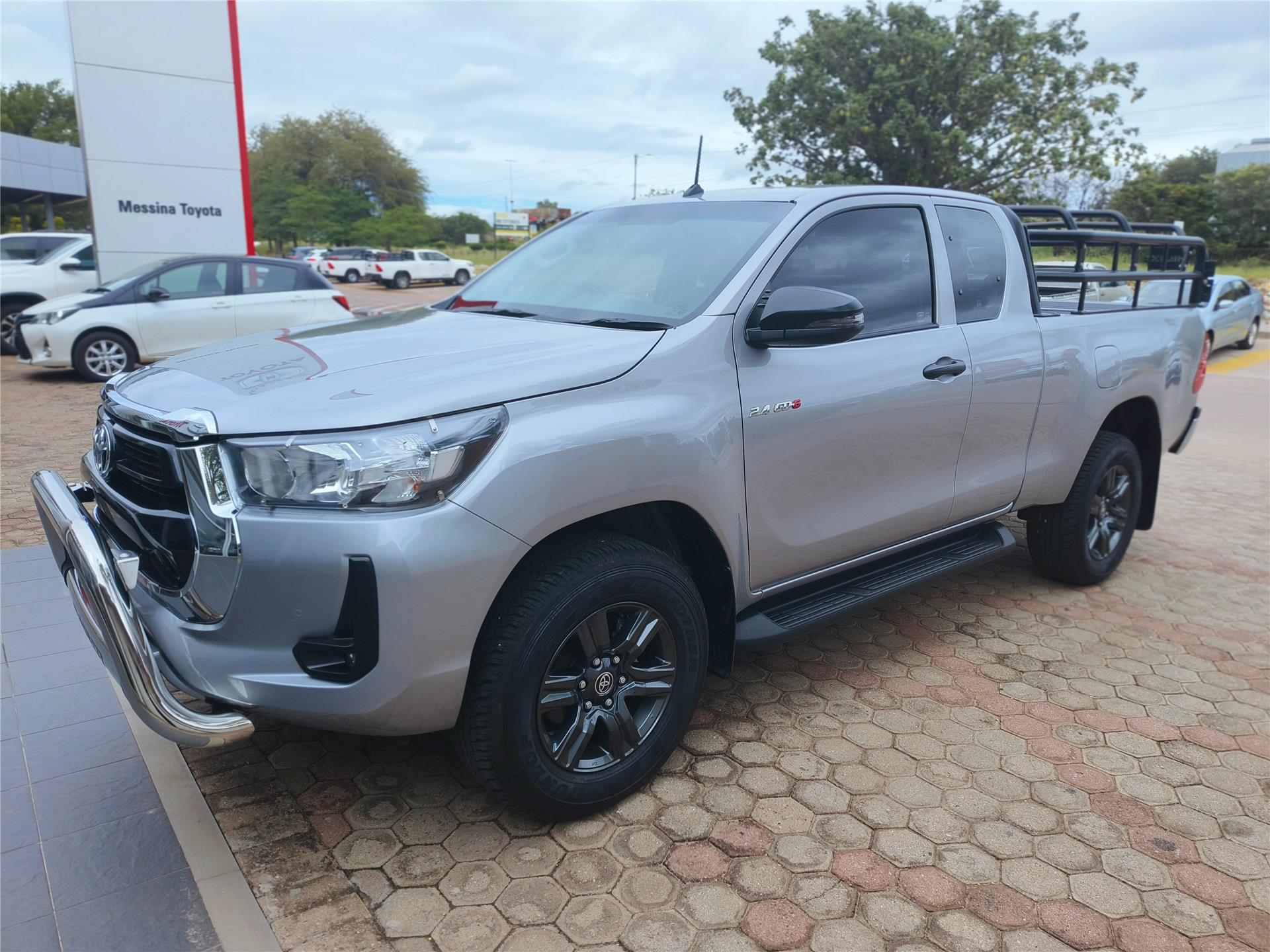 Used 2024 Toyota Hilux Xtra Cab for sale in Messina Limpopo - ID ...