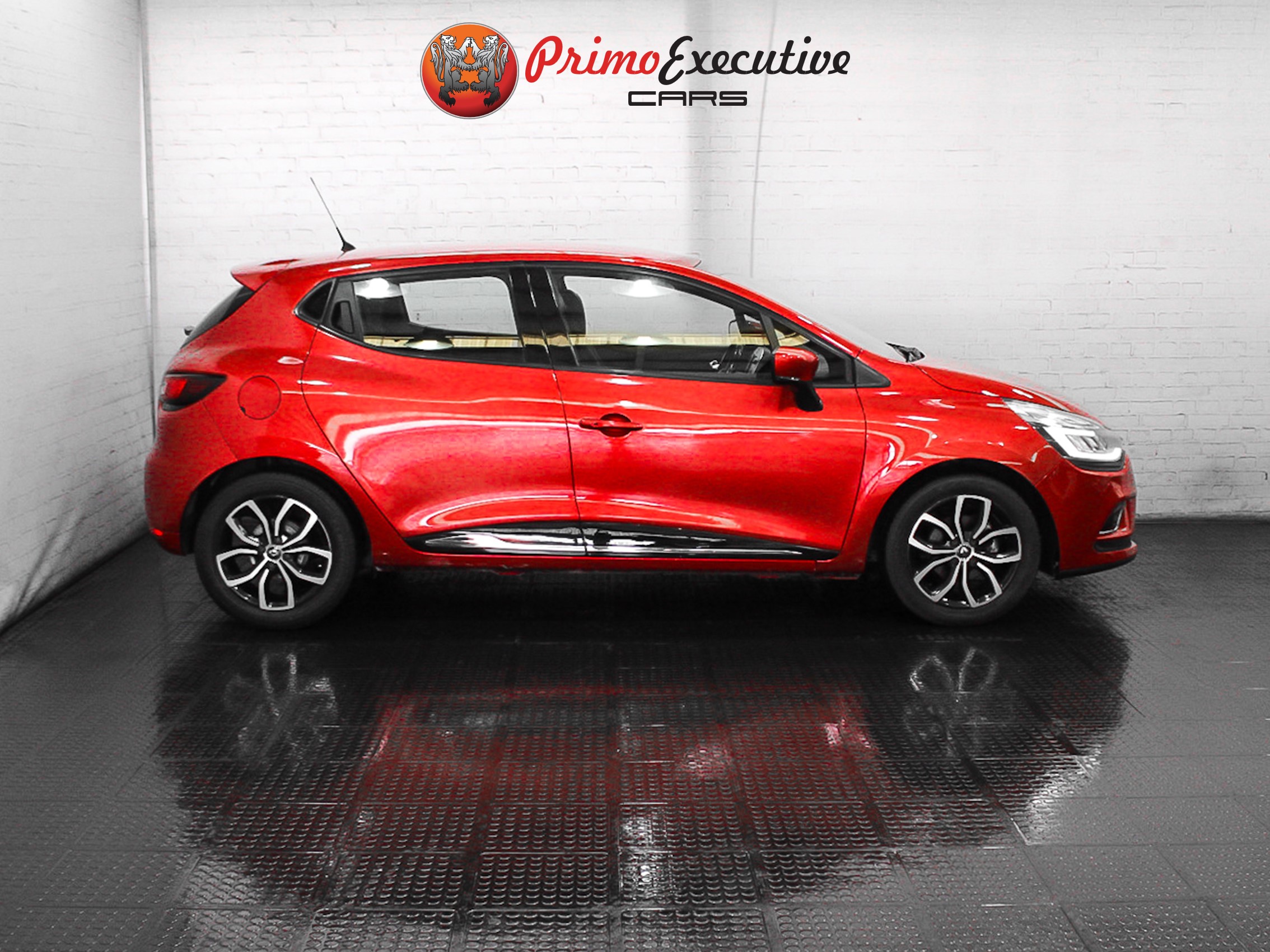 Used 2019 Renault Clio for sale in Edenvale Gauteng - ID: 510439 ...