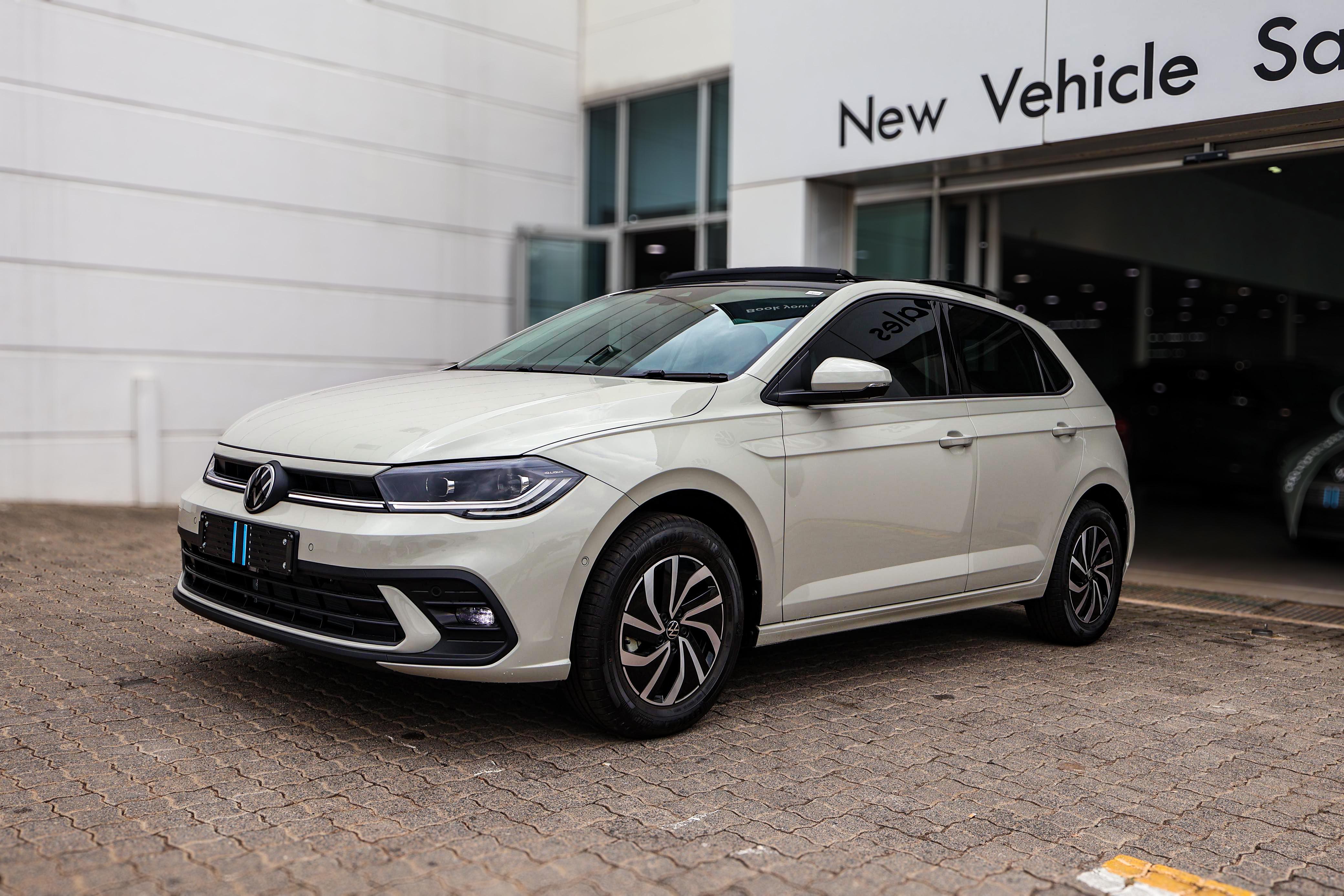 Volkswagen (VW) Polo 1.0 TSi Life DSG for sale - R 454 300 | Carfind.co.za