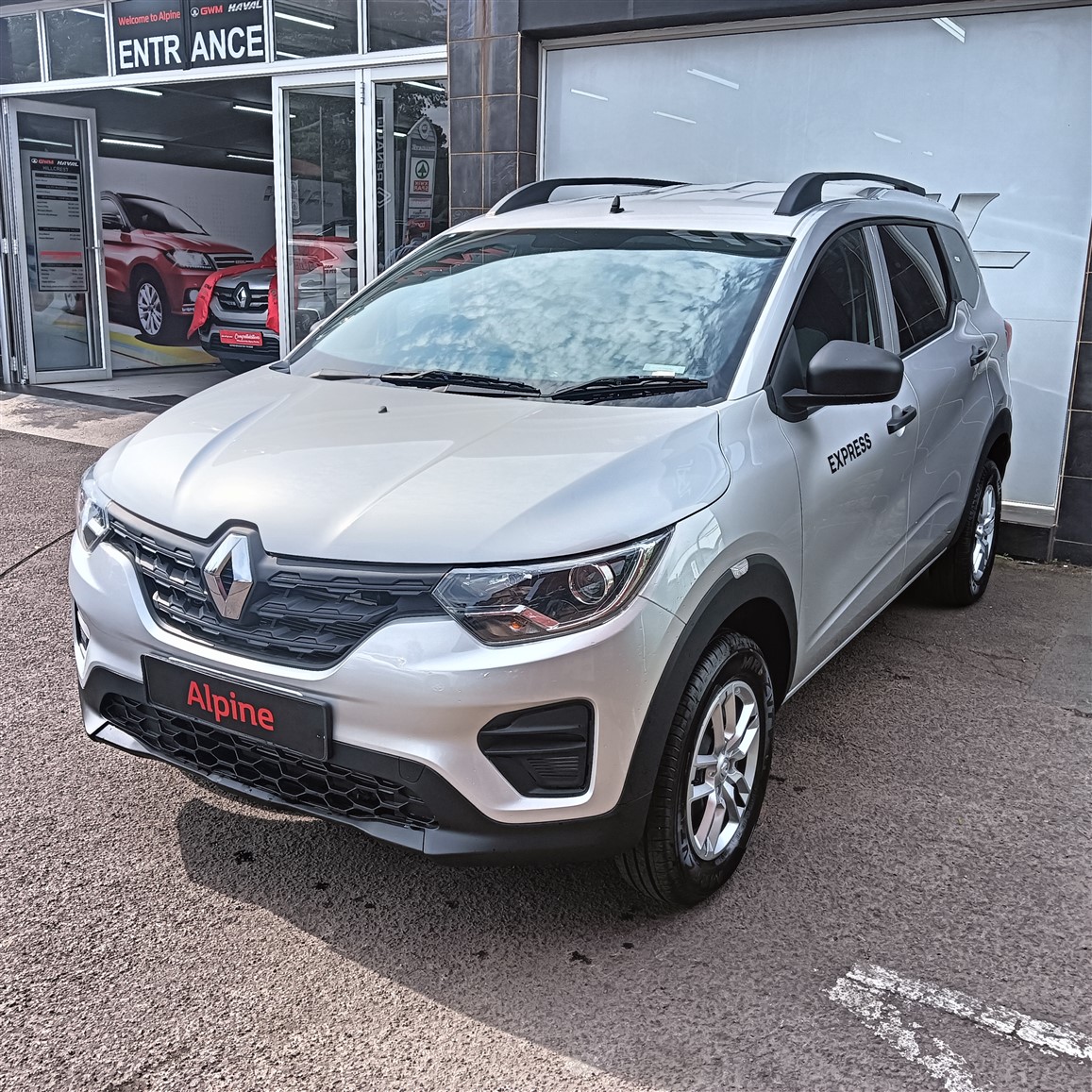 Used 2024 renault triber express kwazulu natal hillcrest for sale ...