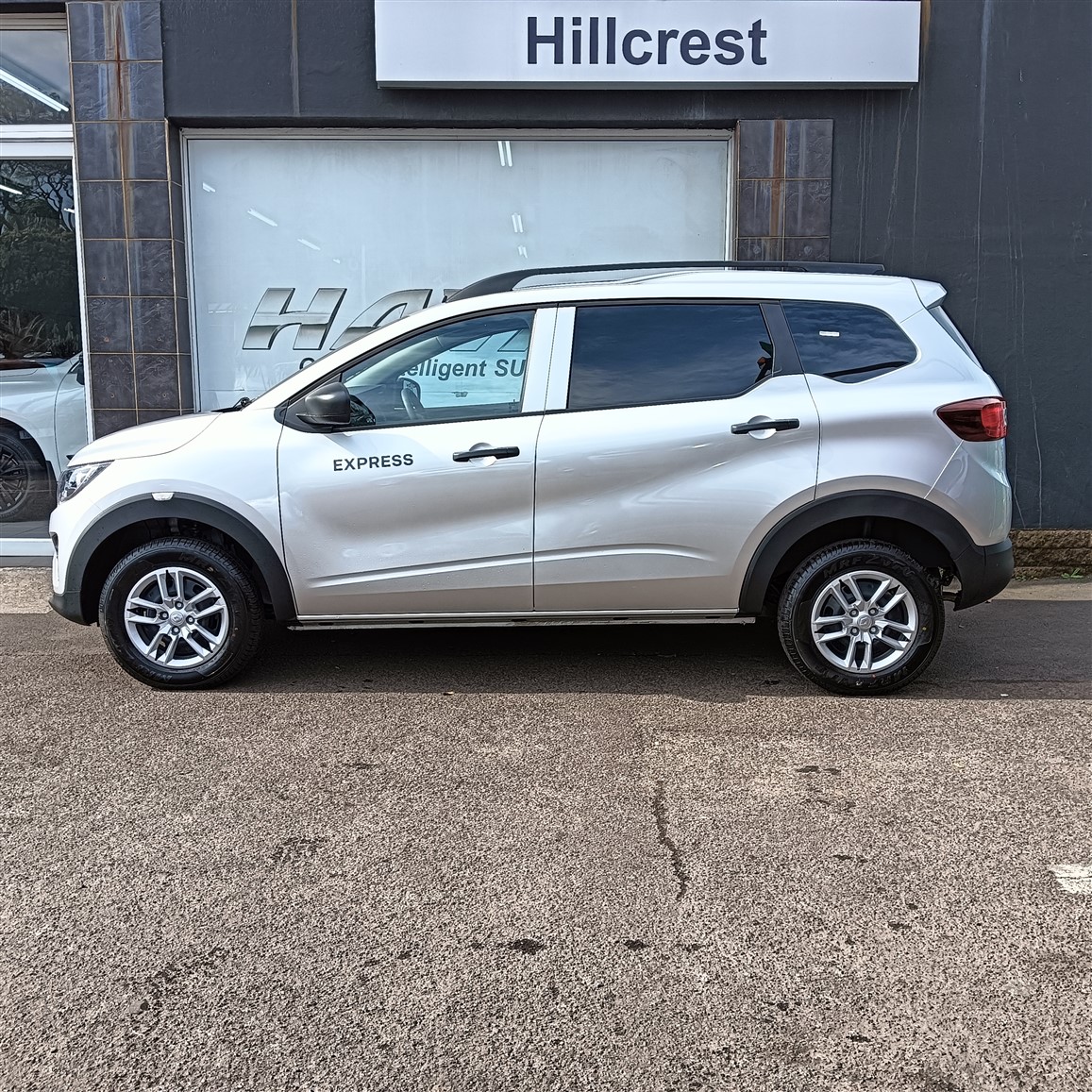 Used 2024 renault triber express kwazulu natal hillcrest for sale ...