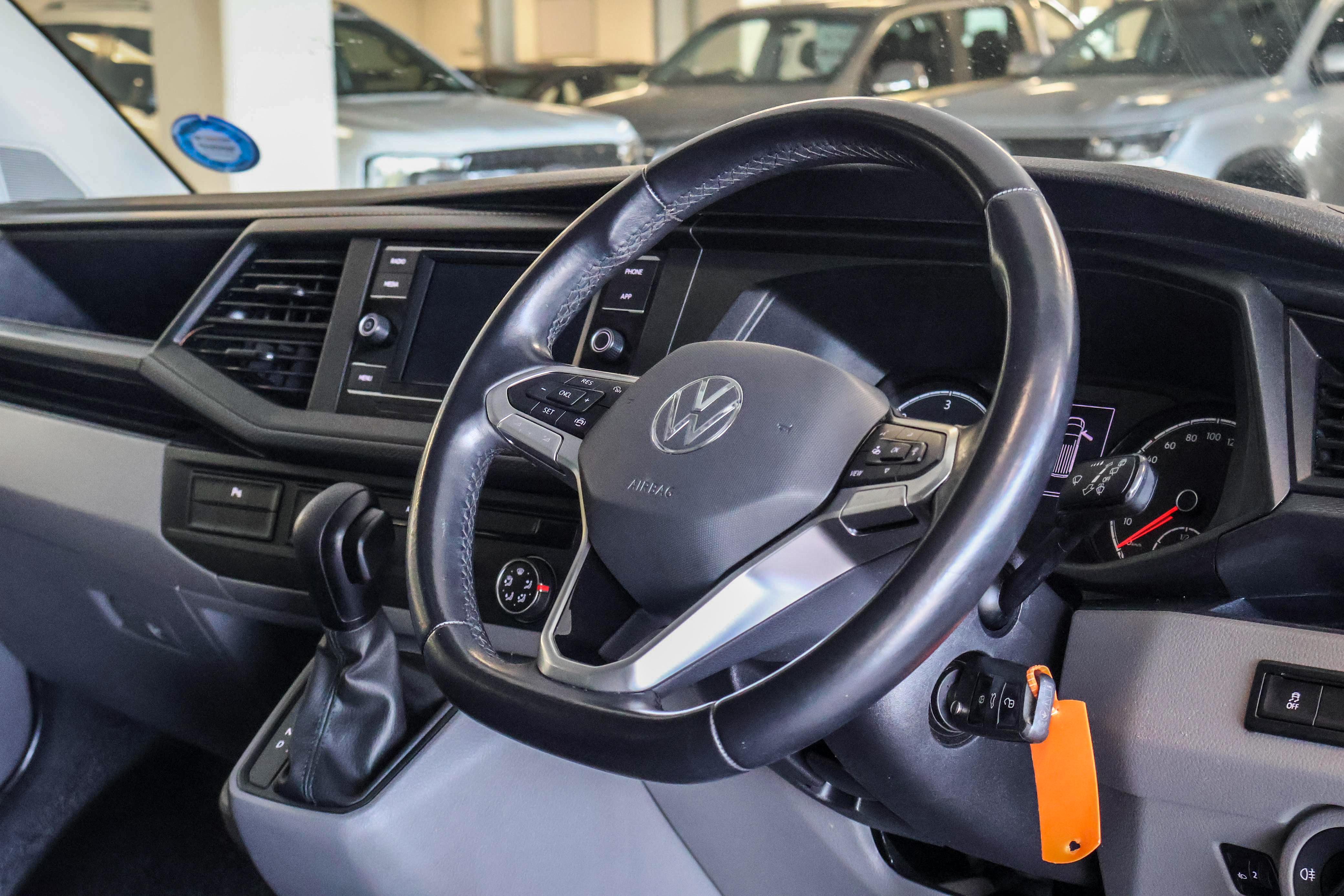 Used 2021 volkswagen light commercial kombi gauteng sandton for sale ...