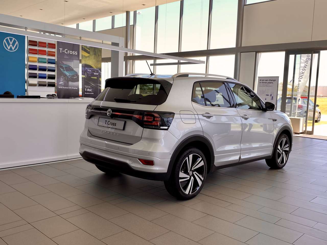 Volkswagen (VW) T-Cross 1.5 TSI R-LIne DSG for sale - R 540 200 ...