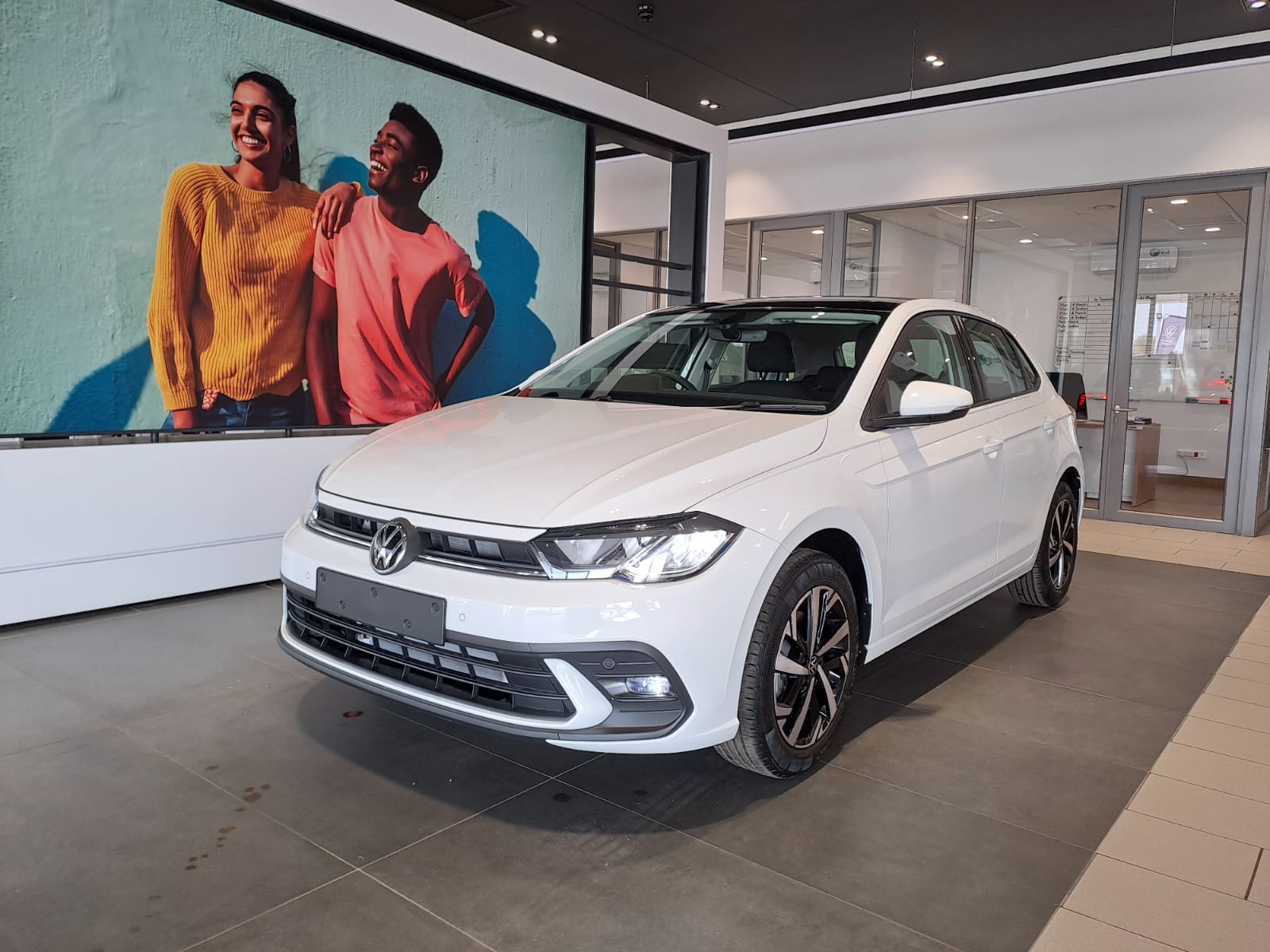 Volkswagen (VW) Polo 1.0 TSi Life DSG for sale in Gauteng ...