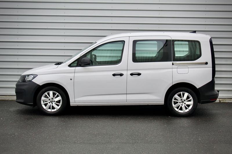 Used 2024 Volkswagen Light Commercial New Caddy Kombi for sale in ...
