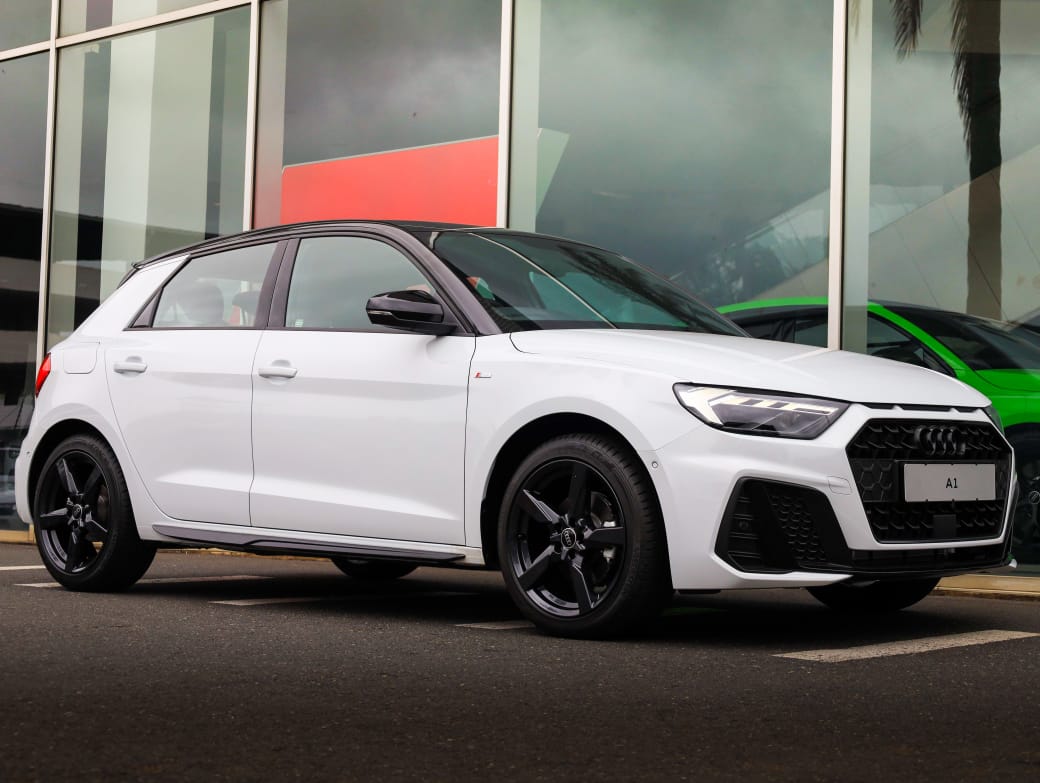Audi A1 Sportback 1.0 T FSi Black Edition S-tronic (30 TFSI) for sale ...