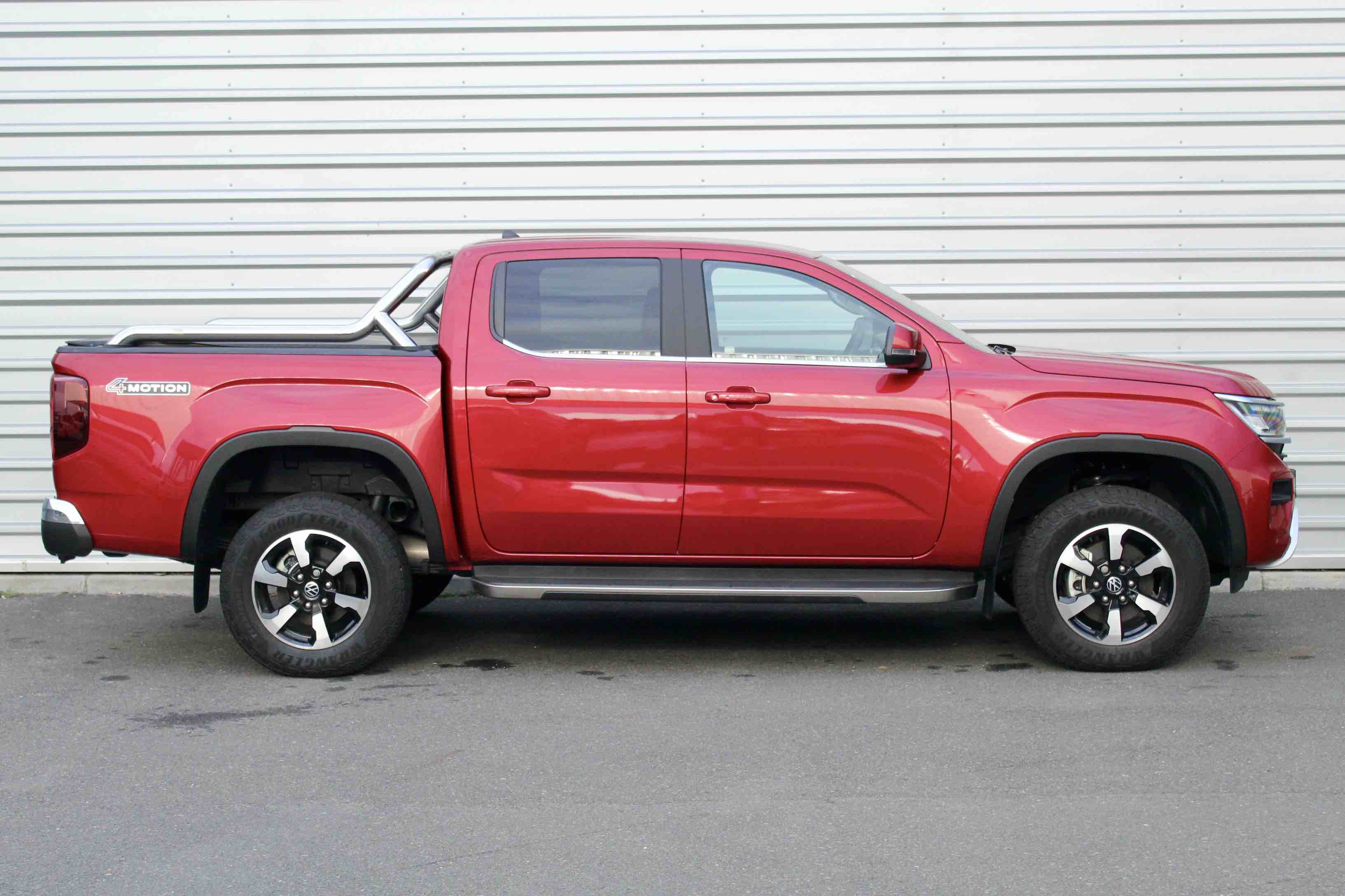 Used 2023 Volkswagen Light Commercial New Amarok for sale in Somerset ...