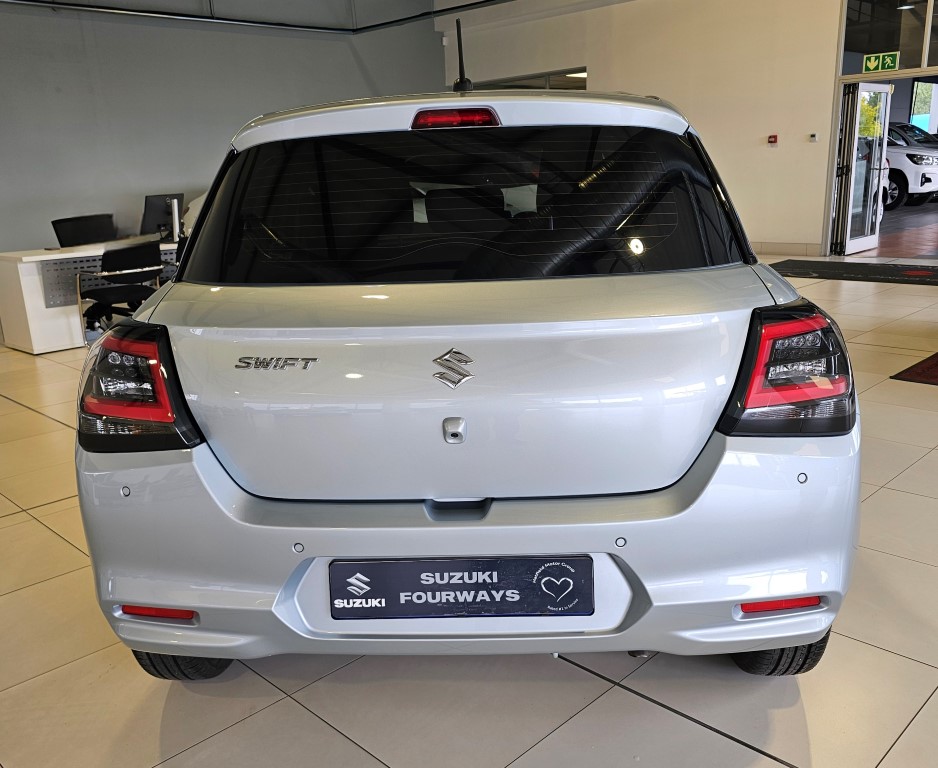 Used 2025 Suzuki Swift for sale in Sandton Gauteng - ID: US21346 ...