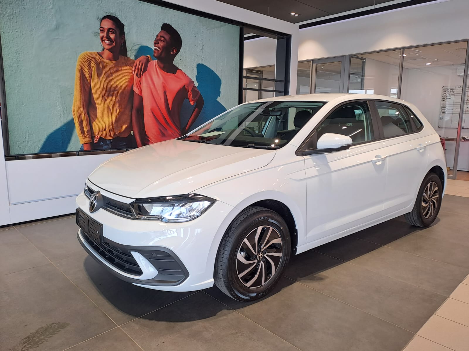 Volkswagen (VW) Polo Hatch 1.0 TSI (70 kW) for sale in Gauteng ...