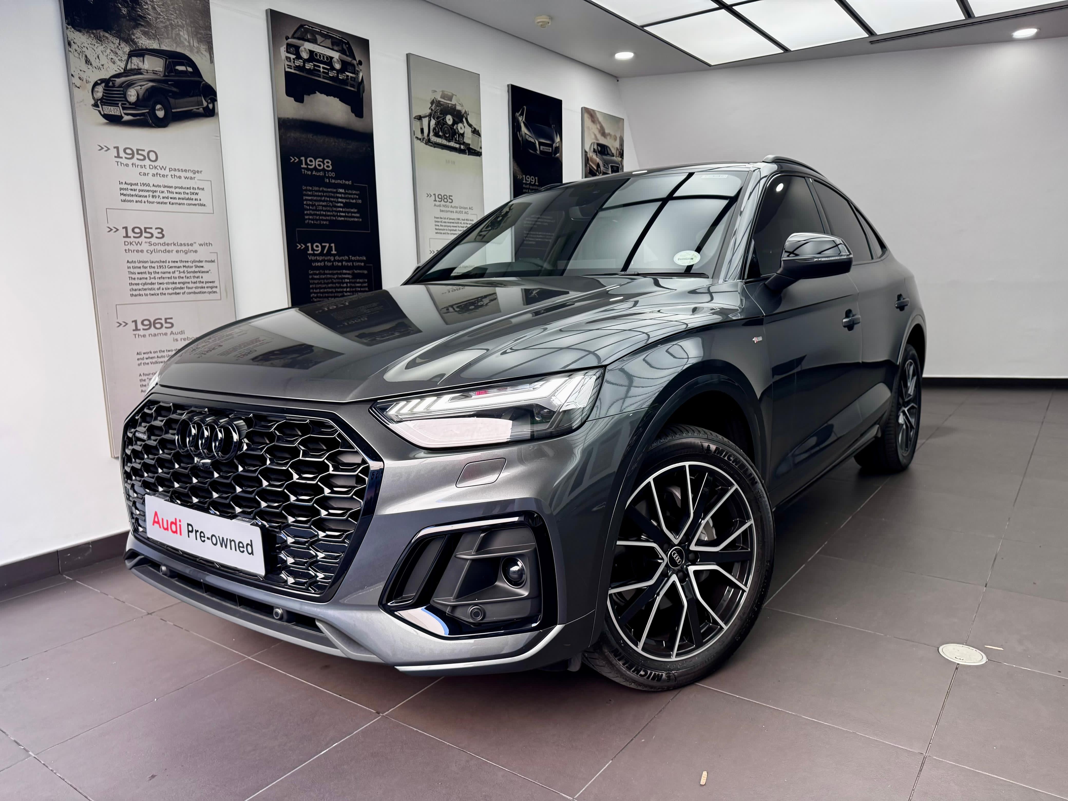 Audi Q5 Sportback 40 TDI Quattro Black Edition for sale in Gauteng - Johannesburg - Carfind.co ...