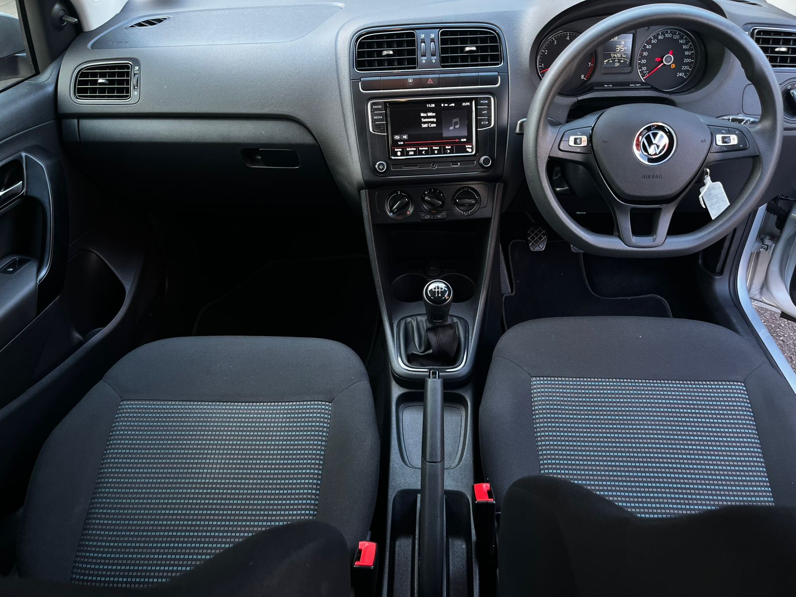 Used 2021 Volkswagen Polo Sedan for sale in Hillcrest KwaZulu-Natal ...