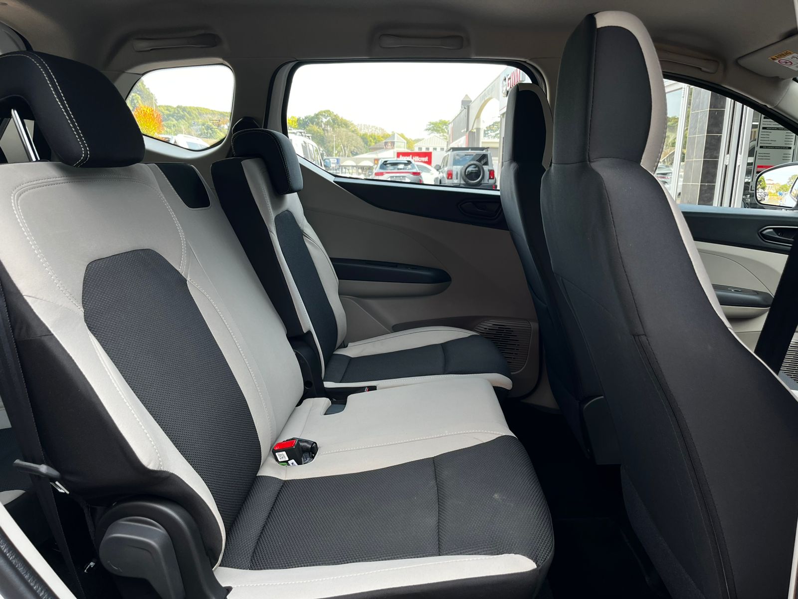 Demo 2025 Renault Triber for sale in Hillcrest KwaZulu-Natal - ID ...