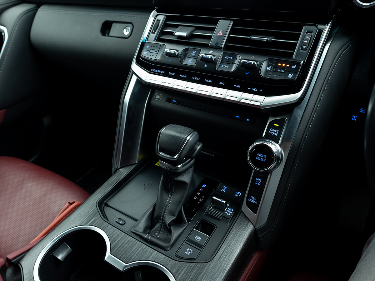 Toyota Land Cruiser 300 V6 3.5T GR-S for sale in Gauteng - Johannesburg ...