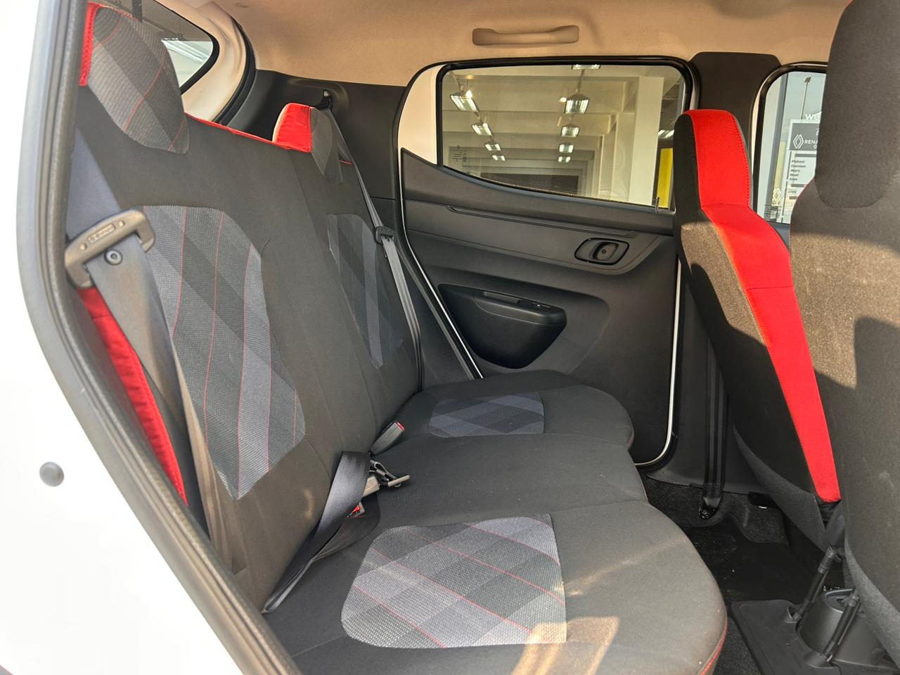 Demo 2025 Renault Kwid for sale in Hillcrest KwaZulu-Natal - ID: 322297 ...