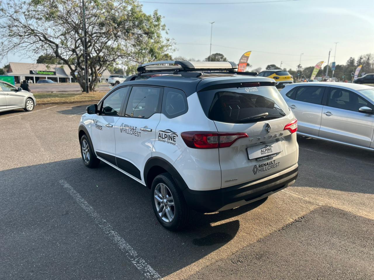 Demo 2025 Renault Triber for sale in Hillcrest KwaZulu-Natal - ID ...