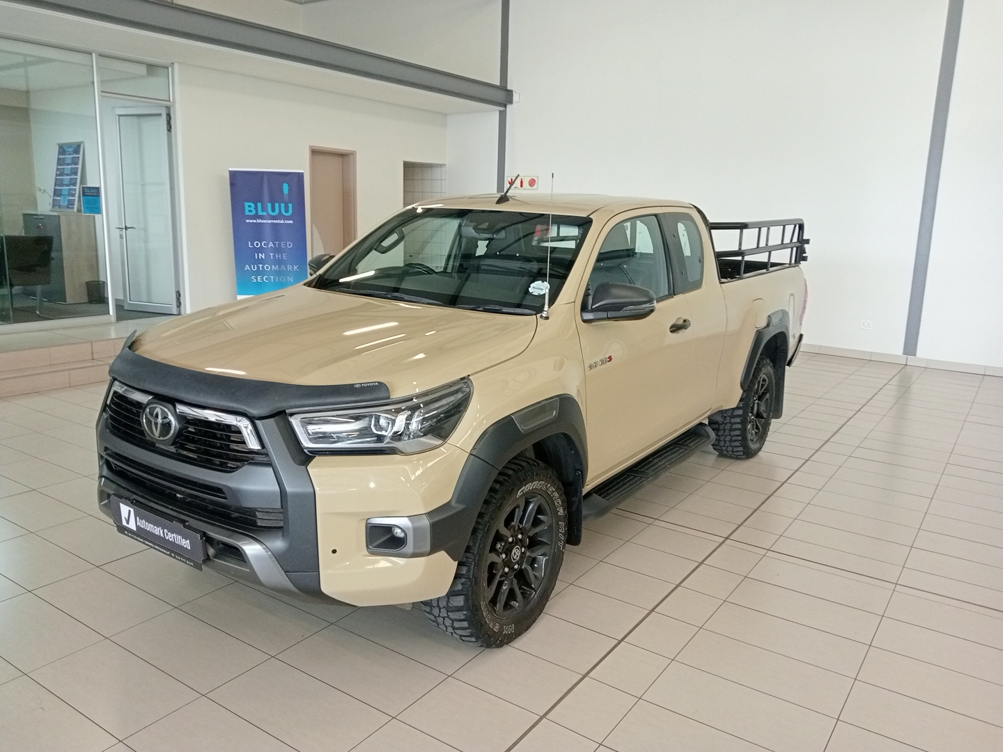 Toyota Hilux 2.8 GD-6 RB Legend Extra Cab for sale in Free State ...