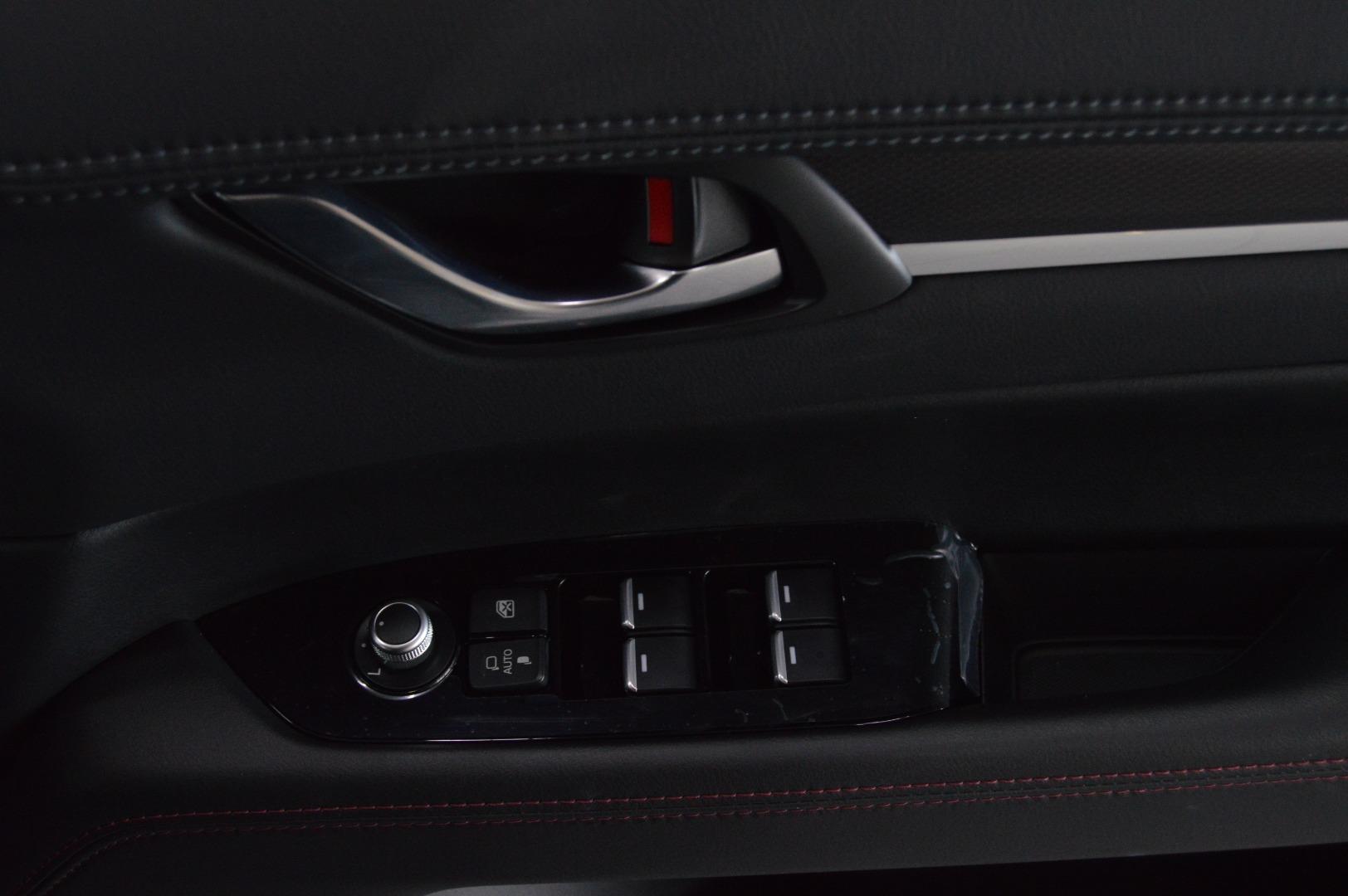 Mazda CX-5 2.0 (121 kW) Carbon Edition Auto for sale in Eastern Cape ...