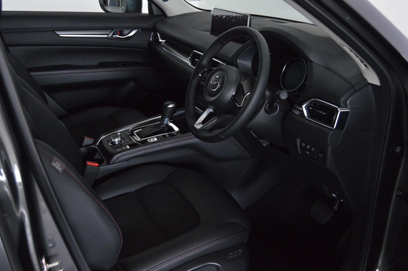 Mazda CX-5 2.0 (121 kW) Carbon Edition Auto for sale in Eastern Cape ...