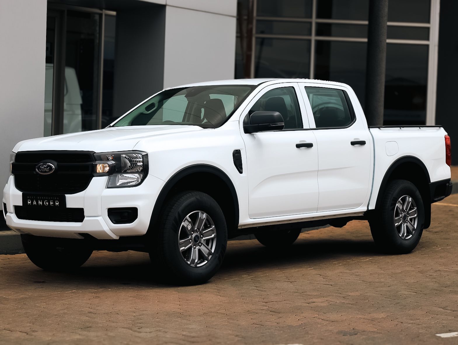 2025 Ford Ranger 2.0D XL Double Cab Auto Q2FyTGlzdGluZzo1NTAyMzI ...