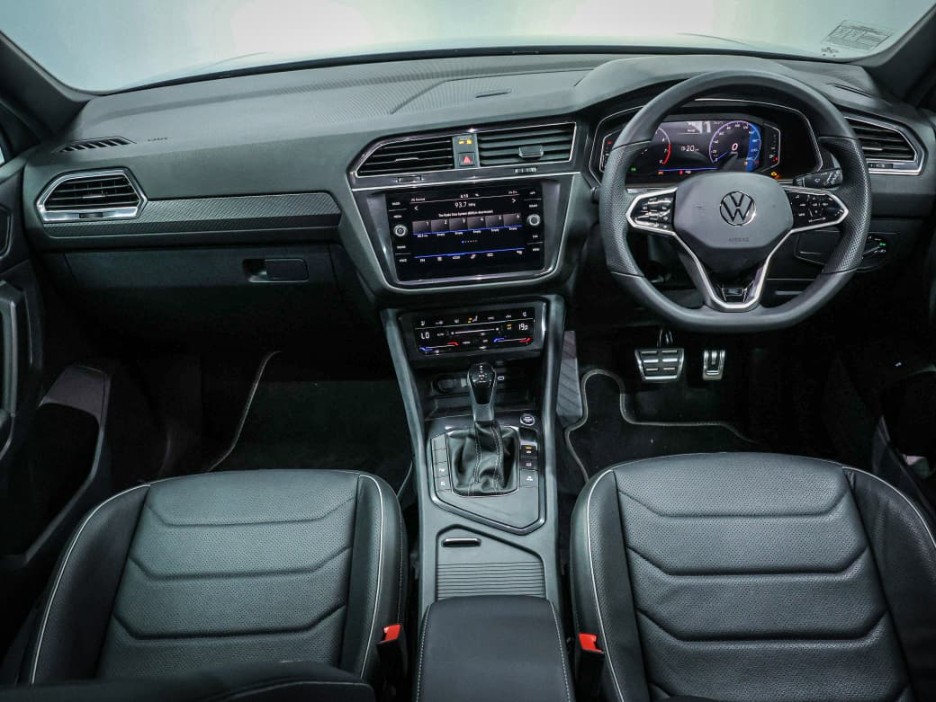 Volkswagen (VW) Tiguan Allspace 1.4 TSI R-Line DSG for sale in Gauteng ...