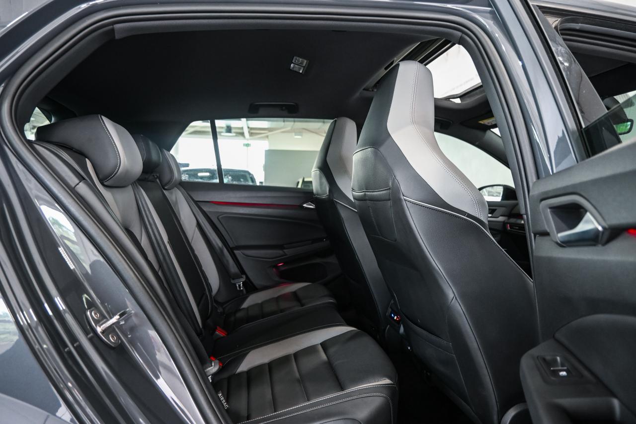 Volkswagen (VW) Golf 8 1.4 TSi R-Line Plus for sale in Gauteng ...